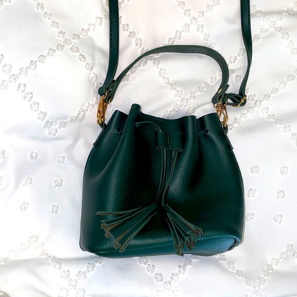 Source Unknown | Bags | Dark Green Bucket Bag Nwot | Poshmark